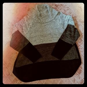jason maxwell | Sweaters | Jason Maxwell Gray And Black Tulip Hem ...